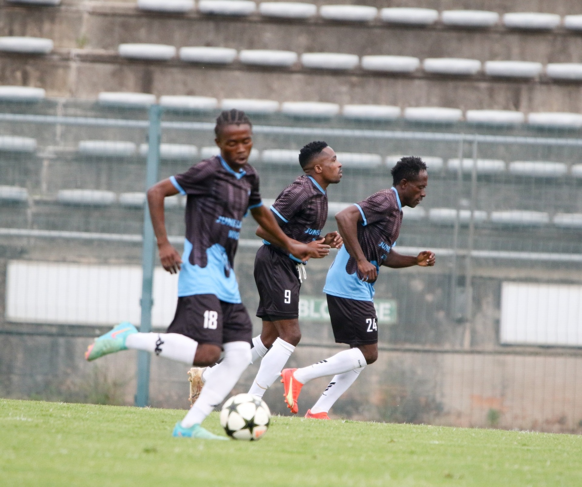 Free Agents Football Club - Liberating talents to the world.
